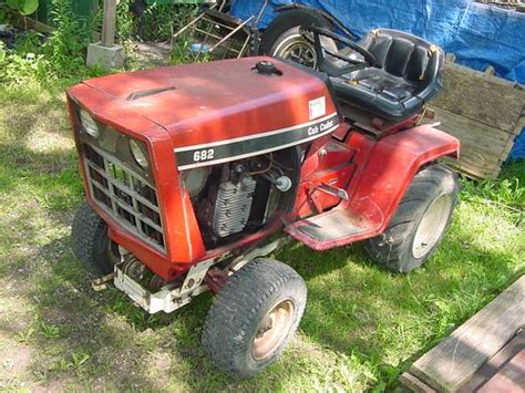 Tractor Kohler Engine Lawn Mower Cub Cadet 682 Ih Red 1981 575 Garden Items For Sale