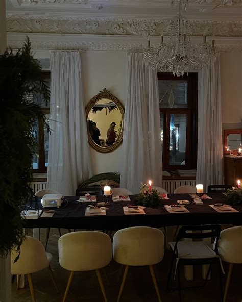 Жизнь подобна волнам океана иногда ты на гребне а иногда можешь оказаться на дне Но порой это