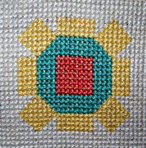 Curlicue Creations Quilty Stitches Rolling Stone Block