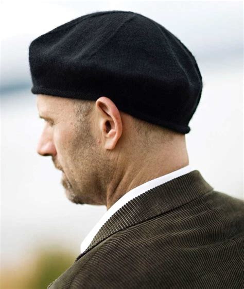 Simple And Stylish Knitting Pattern For Mens Beret