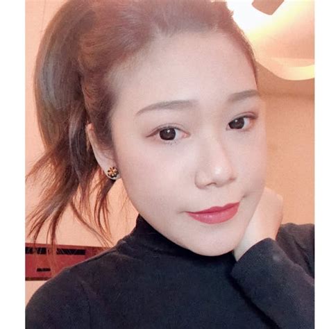 Polly Polly Liuliu Threads Say More