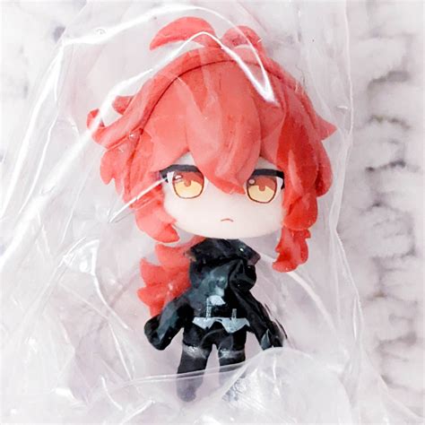 Diluc Genshin Impact Mini Gashapon Chibi Figure Bushiroad Mihoyo Vo Miokii Shop