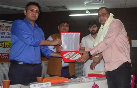 Vijay Upadhyay Agra Journalists Hemendra Chaturvedi Dr Anil Dixit