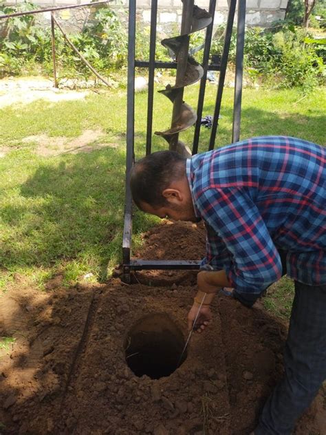 10 Feet Hole Digging Machine At ₹ 70000 Jaipur Id 27108900162