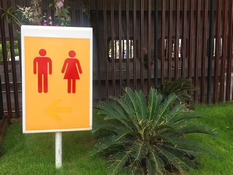 Premium Photo Information Sign