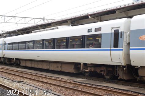 681系特急形交直流電車基本番代グループ