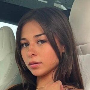 Sophie Rain 年齢 家族 経歴 Famous Birthdays