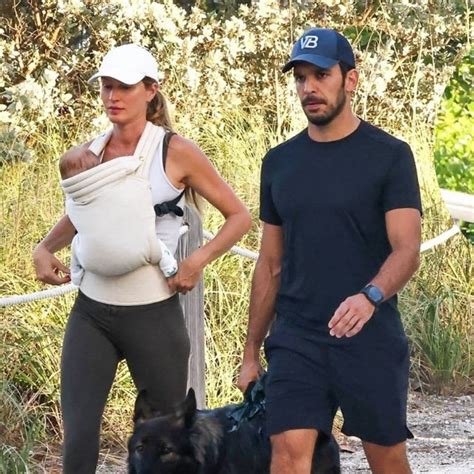 Gisele Bündchen Shares Raw Motherhood Moment Ive Hardly Brushed My Hair