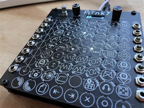 Plinky 8 Voice Polyphonic Touch Synthesizer Reverb