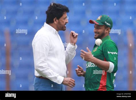 Commentator Atahar Ali Khan L And Captain Shakib Al Hasan R Before
