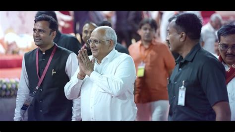 Shilanyas Ceremony Of Sgrs Kanya Gurukul Surat Rakesh H Dudhat 27 04 2023 Youtube