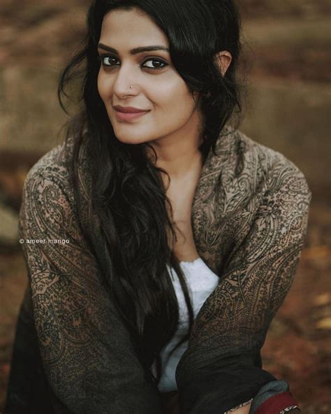 Divya Pillai Actress Hd Photos Images Pics And Stills Indiglamour Com