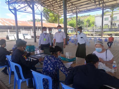 မူဆယ်ရပ်ဝန်း နယ်စပ်ဒေသ တိုင်းရင်းသားများ ကိုဗစ်ကာကွယ်ဆေးထိုးနှံမှု စီမံချက်ဖြင့် စတင်ဆောင်ရွက