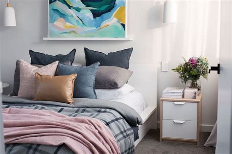 How To Style A Bed Like A Pro Bed Styling Tips And Tricks Style Curator