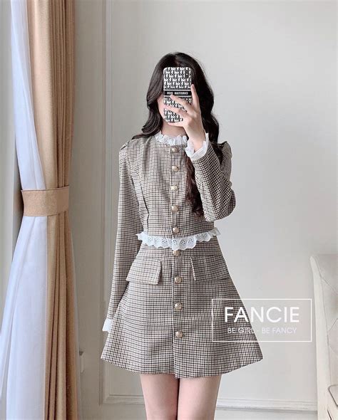 Pin Oleh Maria Di A Alva Gaya Model Pakaian Model Baju Wanita