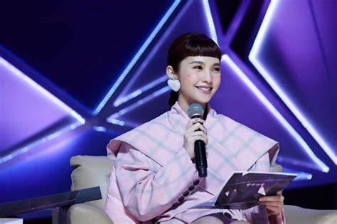 4 In Love合體了！楊丞琳素顏出鏡 標緻童顏20年沒變 姊妹淘 Nownews今日新聞