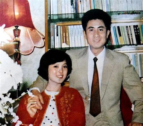 红极一时的郭凯敏：6年婚姻破裂后，娶了尤勇前妻，真爱到白头