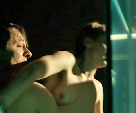 Nackte Lisa Wagner In Kommissarin Heller