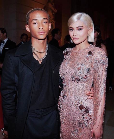 Jaden Smith And Kylie Jenner 2017 The Kardashians Return For Season 3