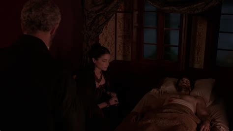 Auscaps Iddo Goldberg Shirtless In Salem Cat And Mouse