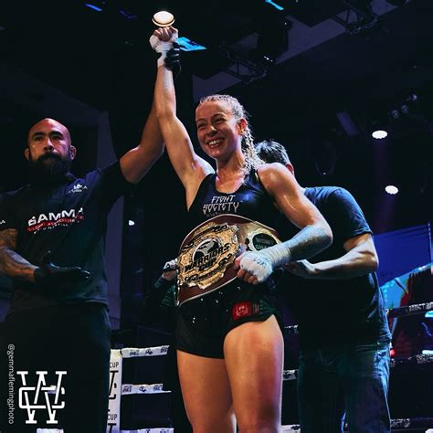 Jenny Freitas Nothing Less Than The Maximum Nada Menos Que O Máximo