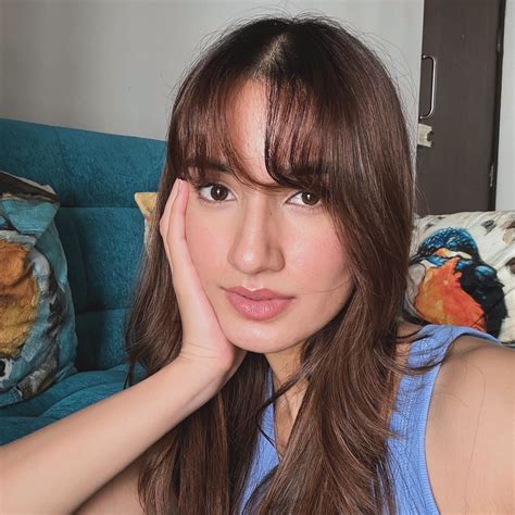 Amisha Thakur Friday Mood 😬 Instagram