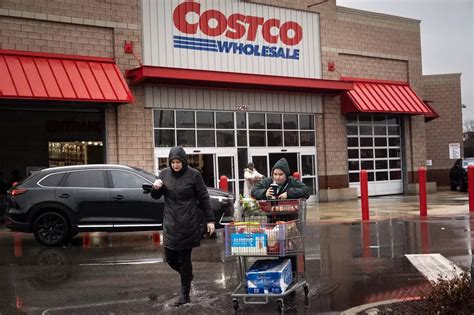 Costcos Price Tag Signs Explained For Store Shoppers