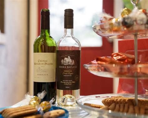 그림 그리기 및 음료 일본 미술 그림 그리기 및 매실주 맛보기 도쿄 Kkday