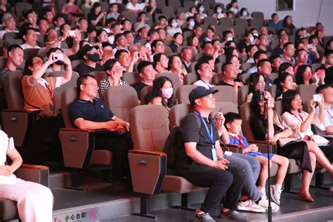 大型民族交响乐《关公颂》奏响鹏城澎湃号·政务澎湃新闻 The Paper