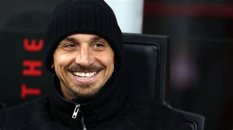 Ибрахимович се завръща за да спасява Милан