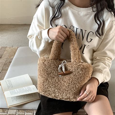 엘베라노 뽀글이 양털 겨울 미니 토트백 여성 테디 가방 4color