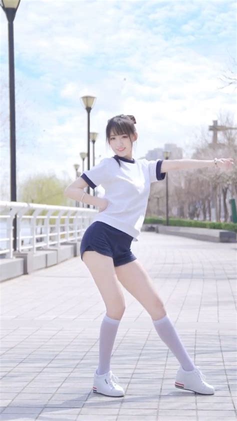 キルミーベイベー 白 上着 赤 半ズボン ハイソックス 3セット コスプレ衣装 コスプレ衣装 コスプレ