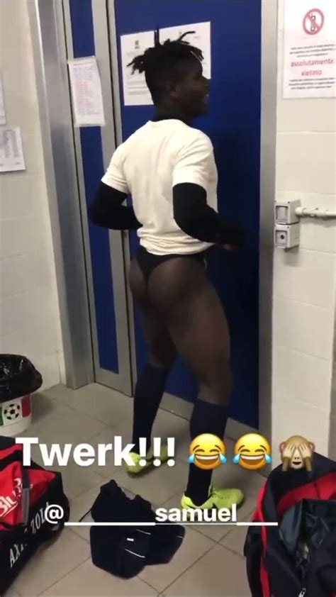 Twerking In The Locker Room Twerking In The Locker Room
