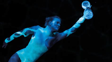 Biodesign Meets Pacific Islander Craft In Glowing Lucid Life Objects