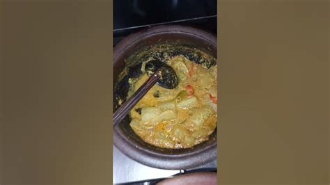 රස ම රස චිකන් කරියක් පිපිඤ්ඤා කිරට කැරට් දාලා හදපු ගොටුකොළ සම්බෝලෙත් එක්ක සුදු බත් 💗 Youtube