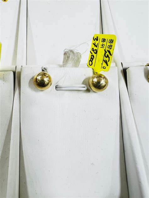 Мөнгөн хослол ХХК Added A New Photo Мөнгөн хослол ХХК