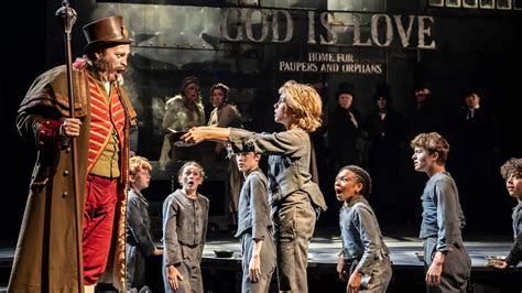 Oliver At Gielgud Theatre