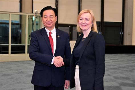 英国与台湾签新贸易协定 中共反应激烈 ＊ 阿波罗新闻网