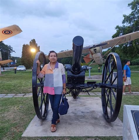 พระพิฆเนศเหรัมภะ บูชาพระขันธกุมาร พระขันธกุมารหรือ พระมุรุกันเป็นบุตรของพระศิวะกับพระปารวตี