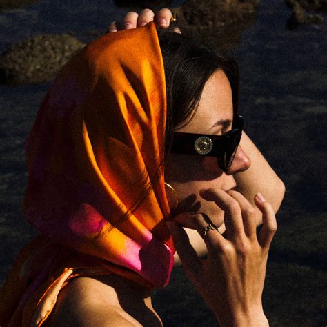 How To Wear A Silk Scarf For Summer In 2023