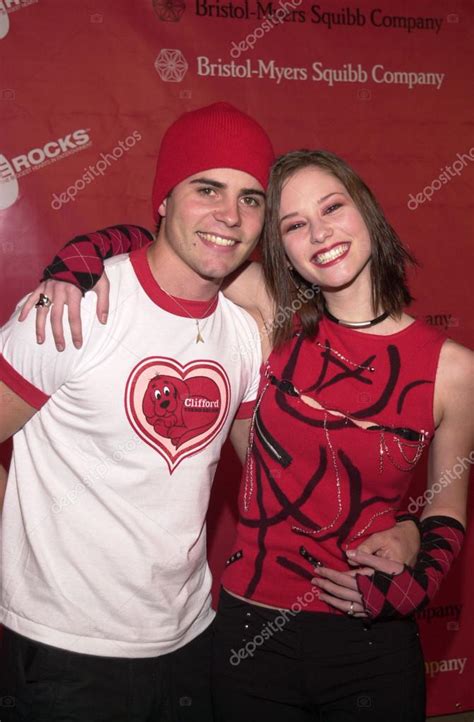 Nathan West And Chyler Leigh