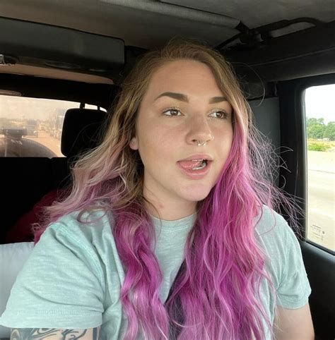 Gabbie Egan Biography Age Height Net Worth Boyfriend Son