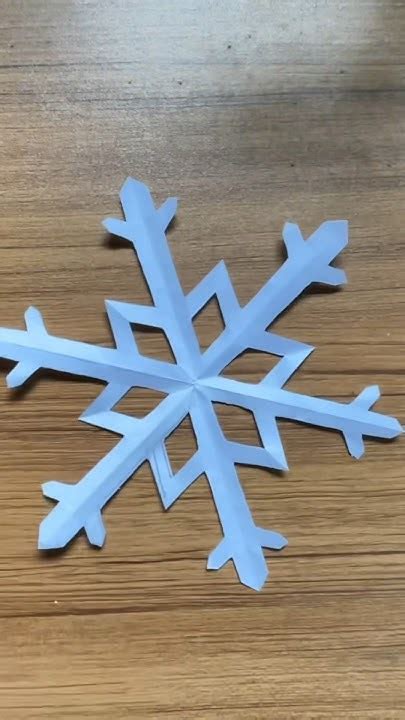 😳 ️නත්තල් සැරසිල්ලක් ලෙසියෙන්ම කපමු Paper Cutting Snowflake Fro Christmas Diy Papercraft Easy
