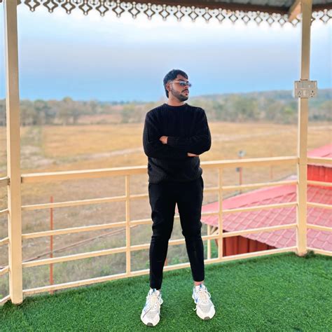 Mahtab Khan Mahtabkhan69 • Instagram Photos And Videos