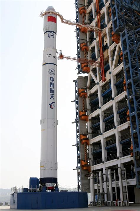 長征火箭家族再添新成員，長征六號丙運載火箭首飛成功 新浪香港