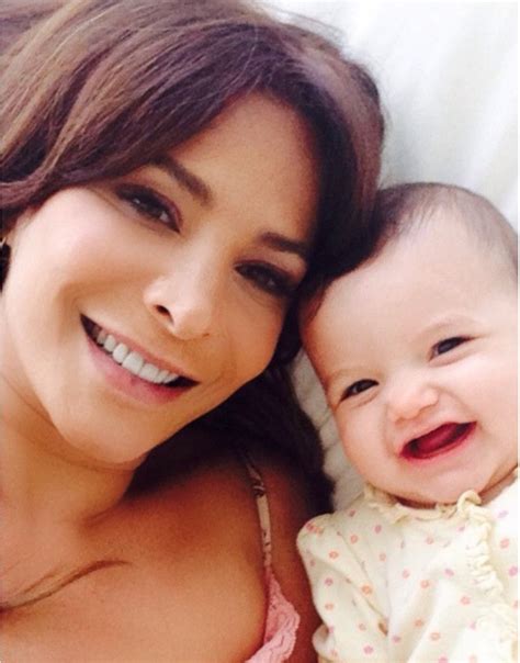 Hija De Lorena Rojas Sabe Su Origen People En Español