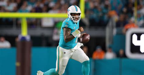 Nfl Insider Tua Cant Carry Dolphins Offense Without Tyreek Hill