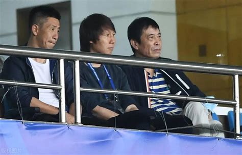 大瓜央视美女主持张曼源不雅视频曝光网友看书的样子真美 知乎