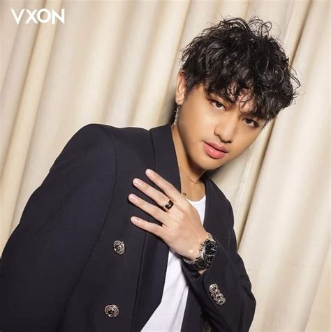 🇵🇭 Introducing Vxon Sam 🇵🇭 𝖲𝖺𝗆𝗎𝖾𝗅 Calvin Klein Toreliza Facebook