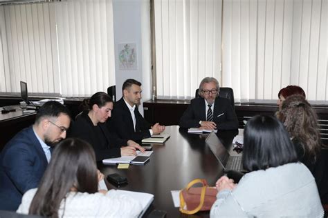 Ѓоко Велковски Заедно со министерот Фатмир Лимани